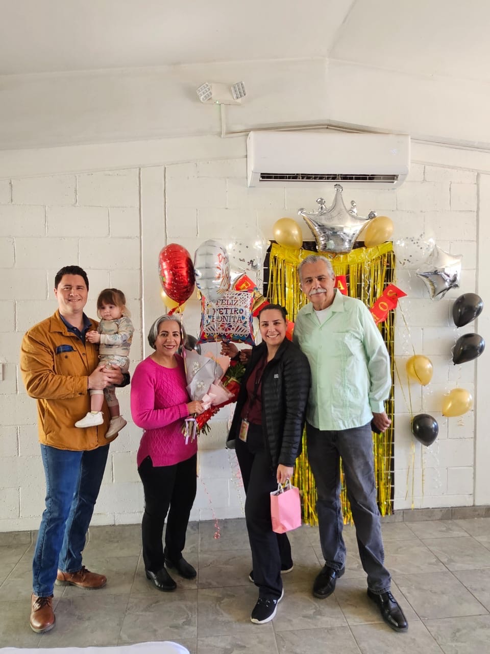 SE JUBILA LA MAESTRA SILVIA JIMÉNEZ TRAS TODA UNA VIDA DE ENSEÑANZA ...